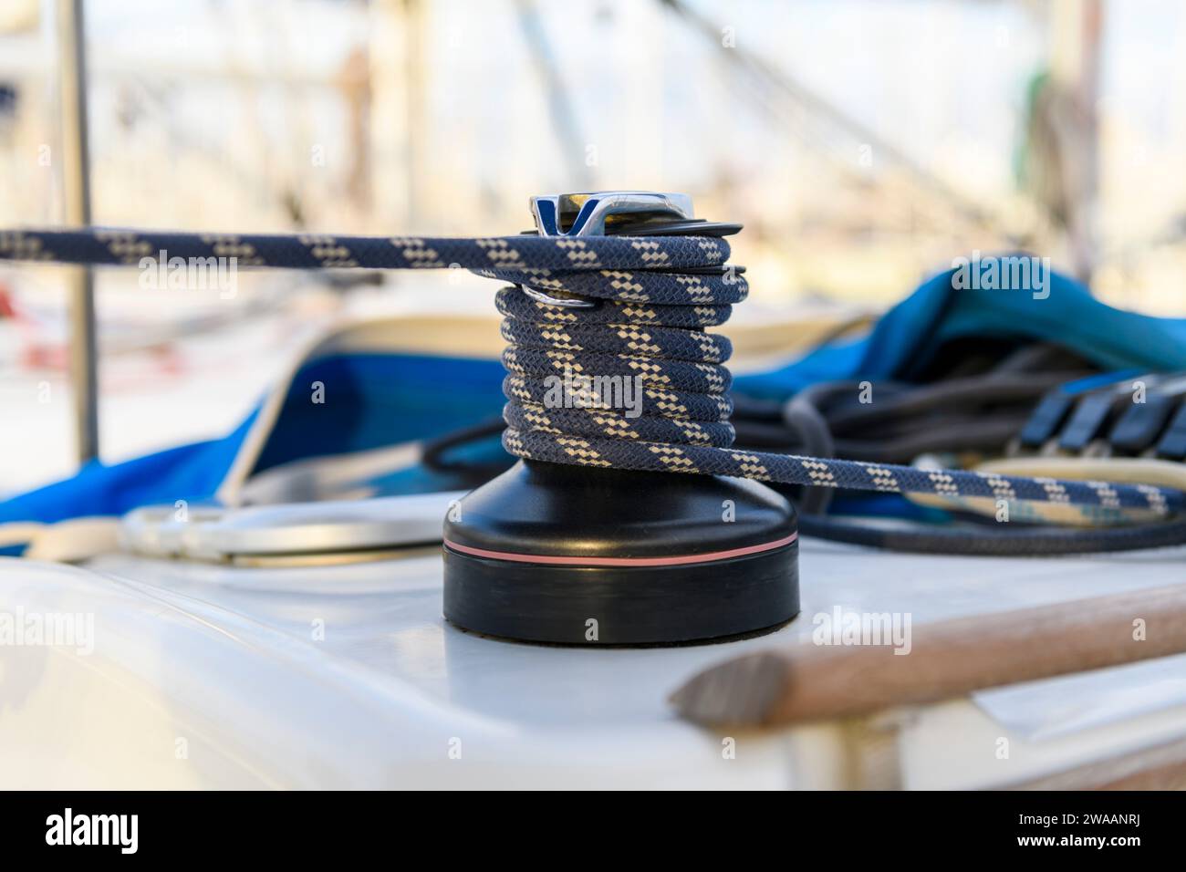 Yacht winch with rope on sailing boat. Yachting concept Stock Photo - Alamy