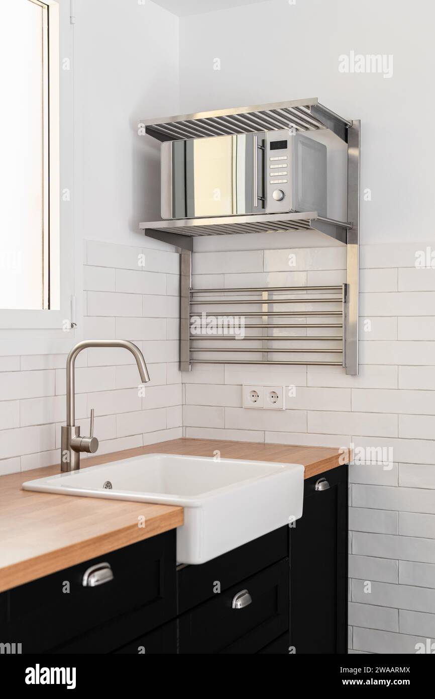 Kitchen sink drawing hi-res stock photography and images - Alamy