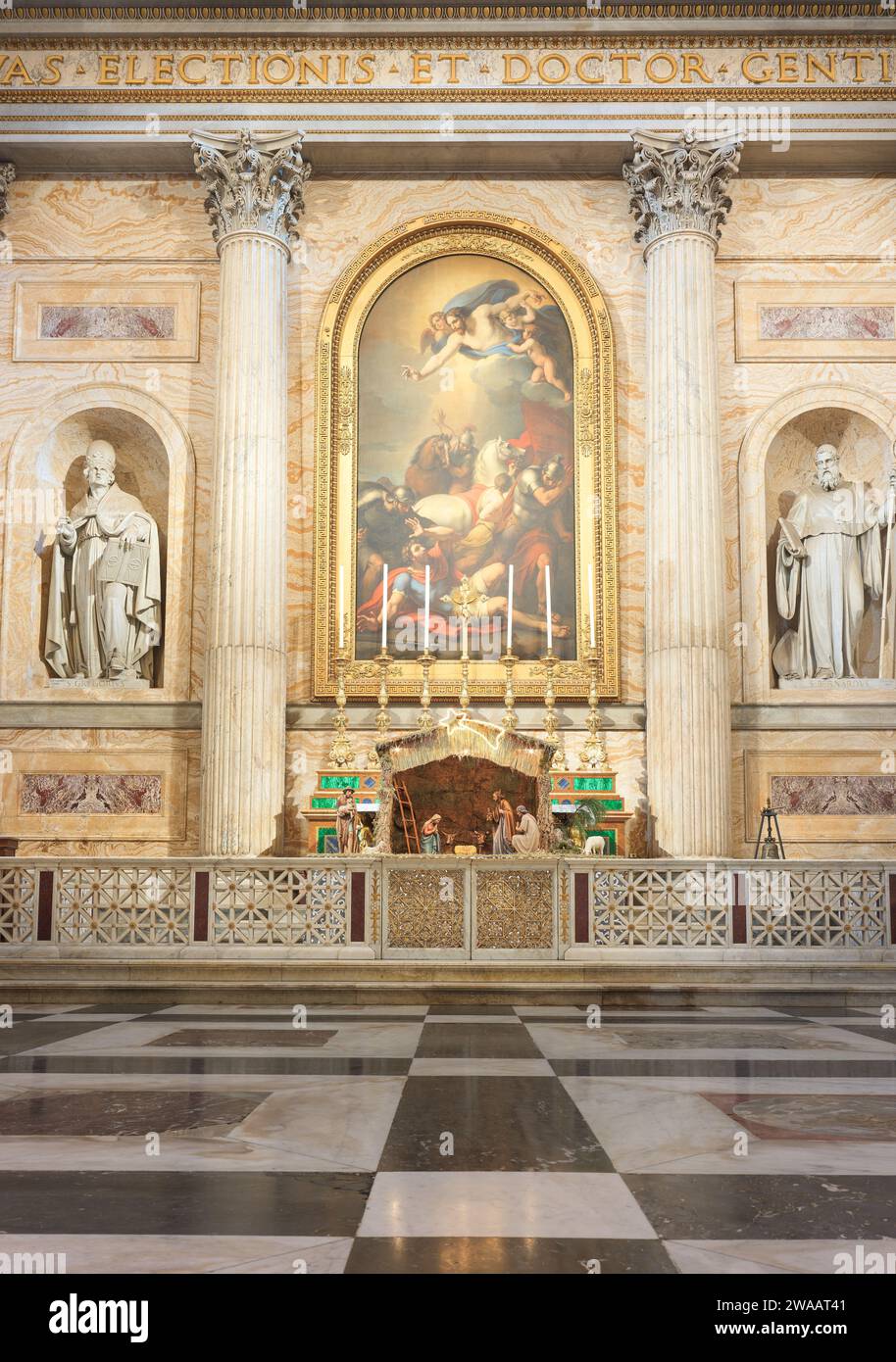 Side chapel in the papal basilica of Santa Maria Maggiore (St Mary ...