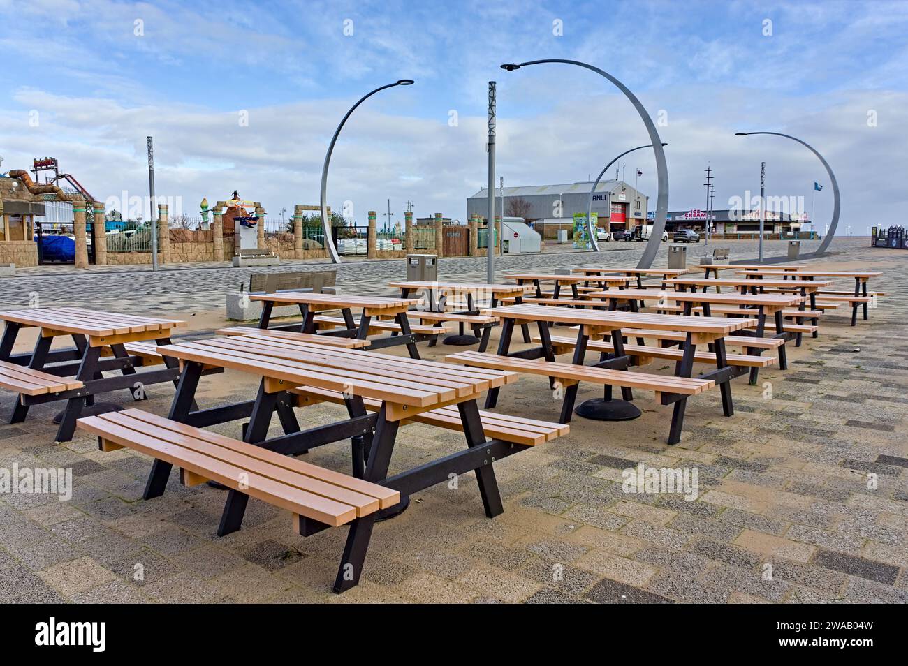 Skegness town seafront hi-res stock photography and images - Alamy