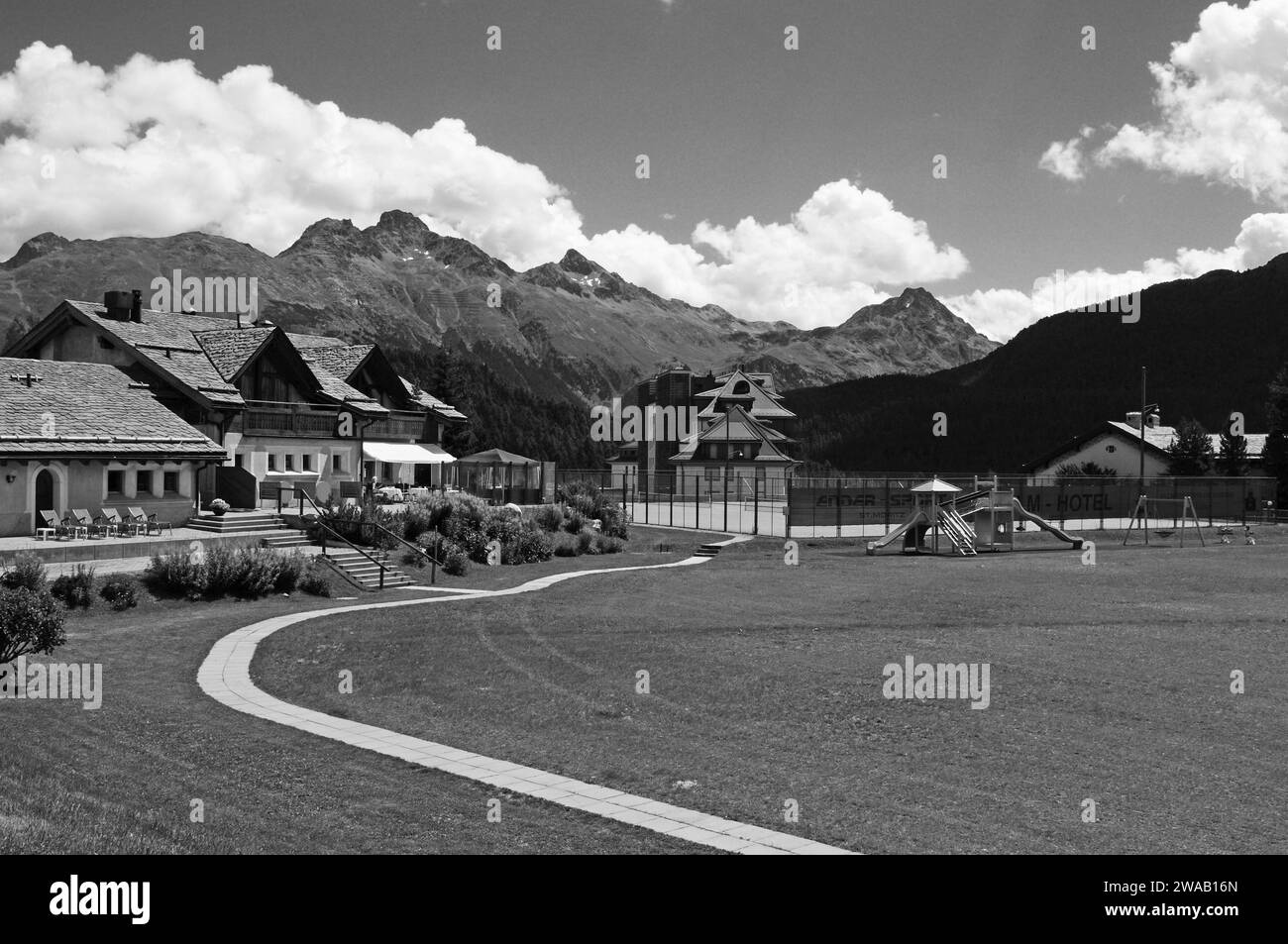 Schweizer alpen club Black and White Stock Photos & Images - Alamy