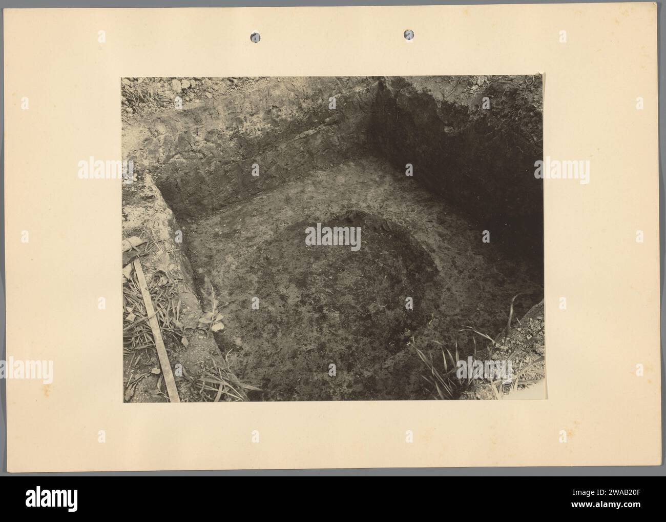 Kuil in archaeological excavations in Hungary, Jan Lanting (attributed ...