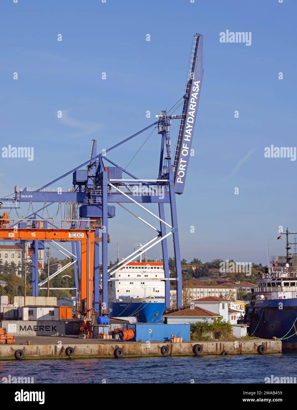 Istanbul, Turkey - October 19, 2023: Gantry Crane Boom Lift Up at Port ...