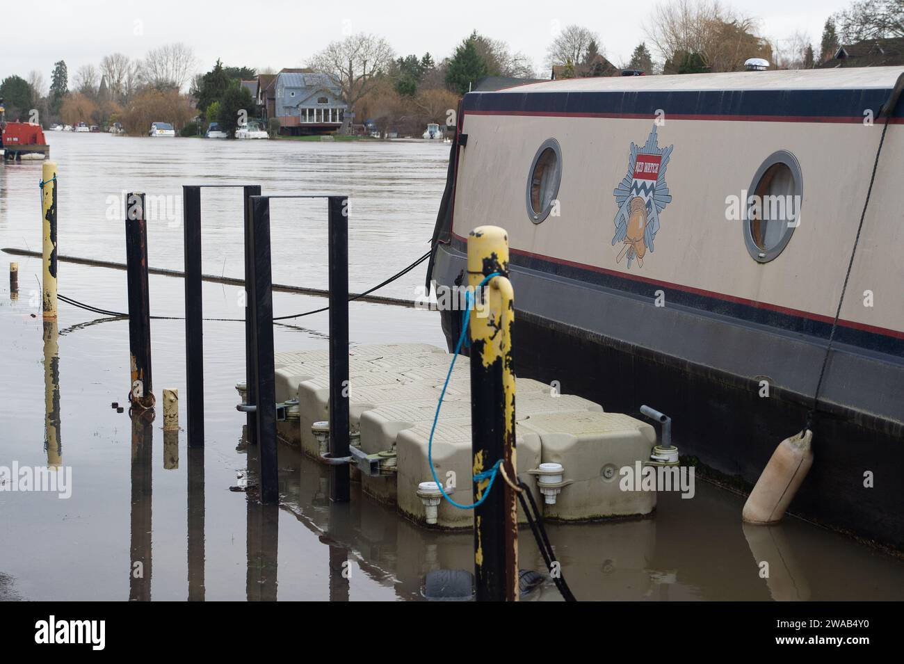Old Windsor, Berkshire, UK. 3rd January, 2024. Flooding on the Thames ...