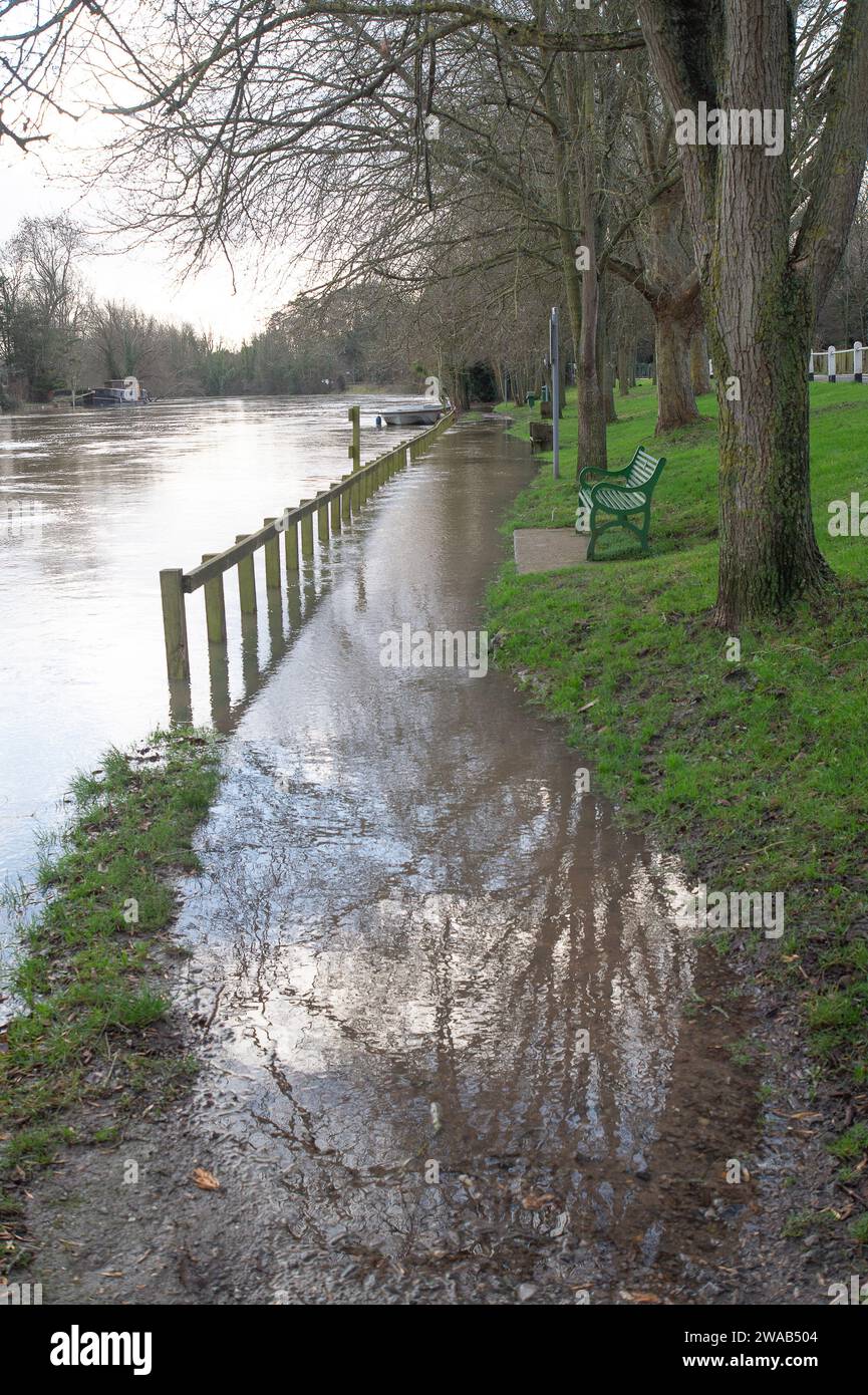 Old Windsor, Berkshire, UK. 3rd January, 2024. Flooding on the Thames ...