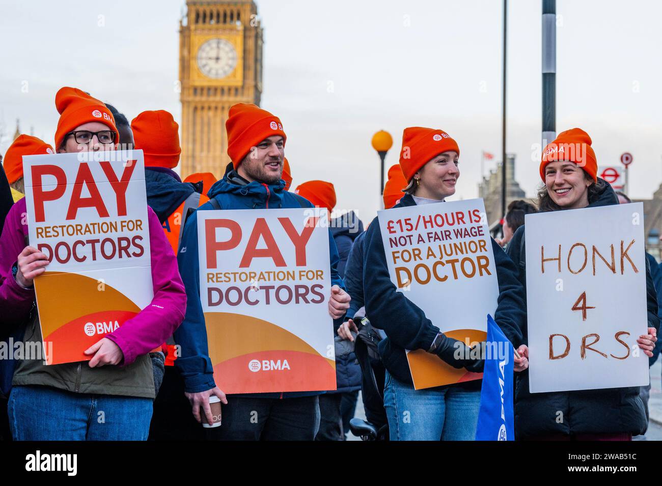 London, UK. 3rd Jan, 2024. A picket line outside St Thomas Hospital ...