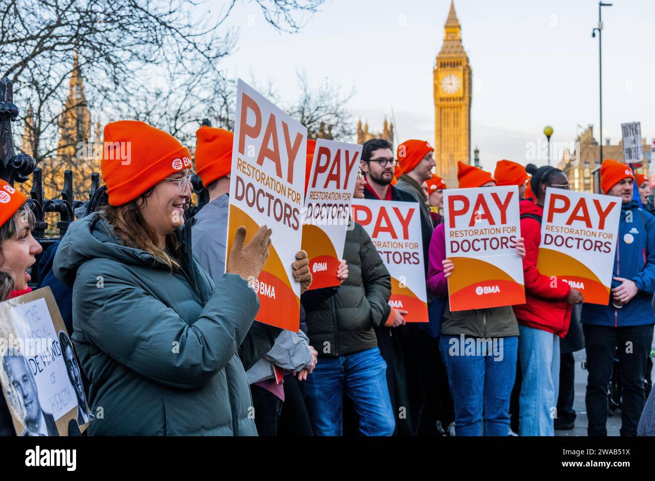 London, UK. 3rd Jan, 2024. A picket line outside St Thomas Hospital ...