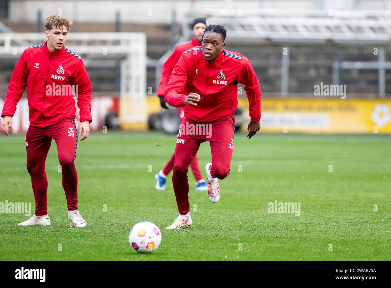 Koeln, Deutschland. 03rd Jan, 2024. Elias Bakatukanda (1.FC Koeln, 38) 1. FC K?ln, Training 03. ...