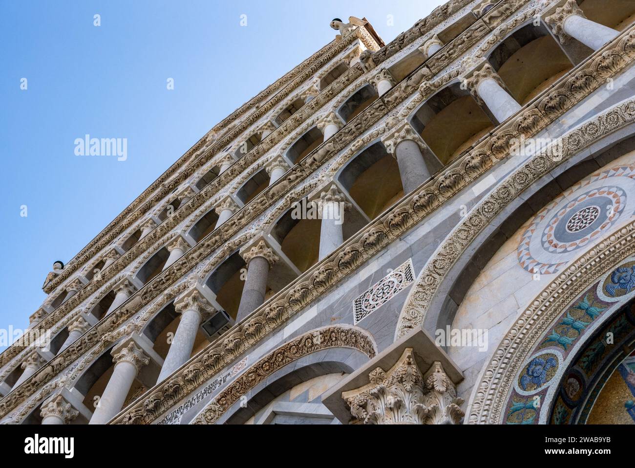 Front of the cathedral of Pisa, Italy Stock Photo - Alamy
