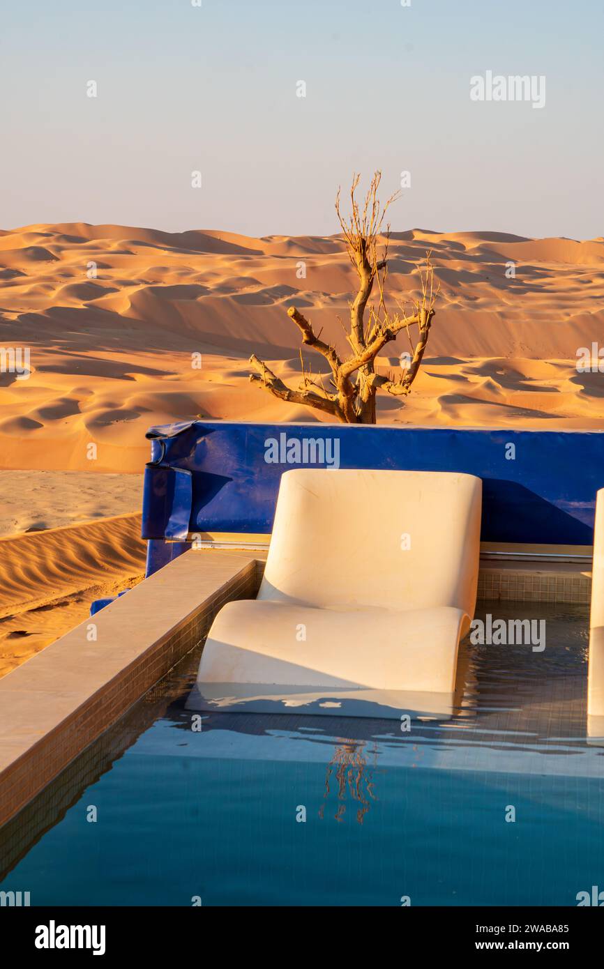 Swimming pool desert hi-res stock photography and images - Alamy