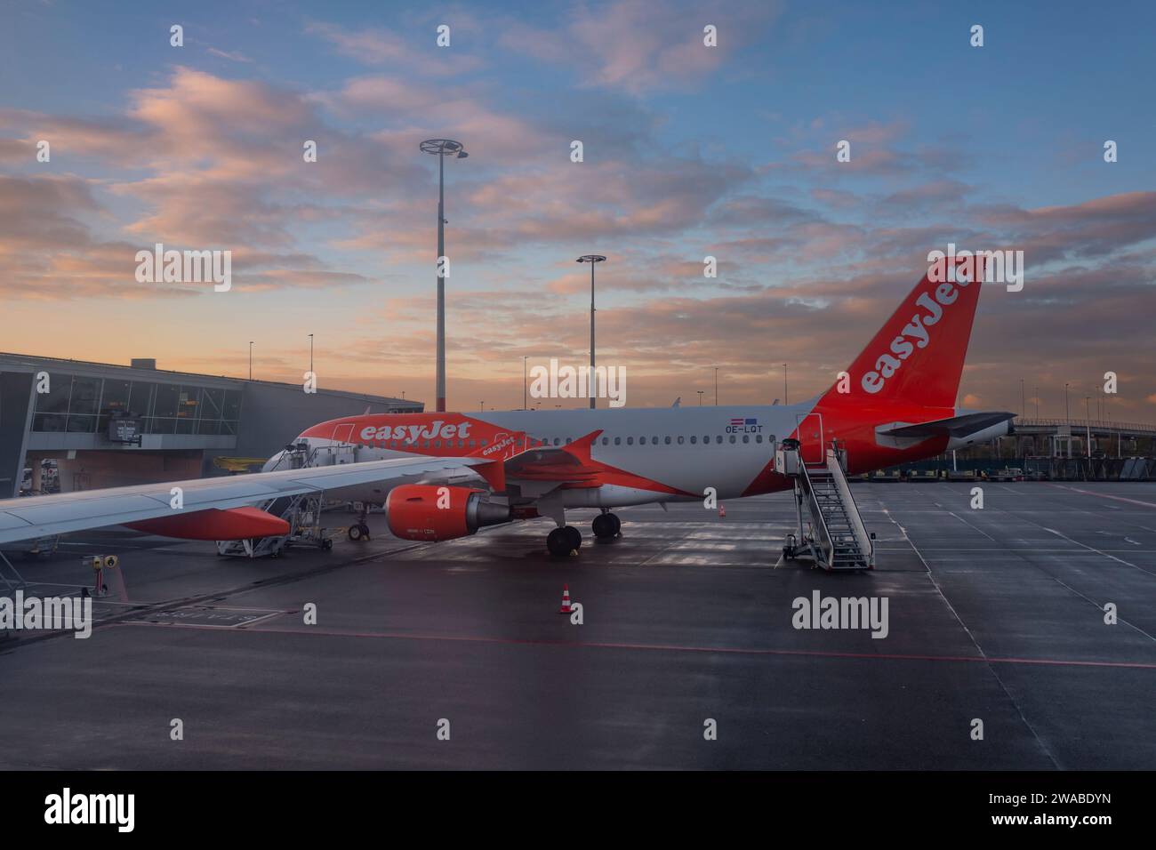 An Easyjet plane on the runway at Schipol airport Stock Photo - Alamy