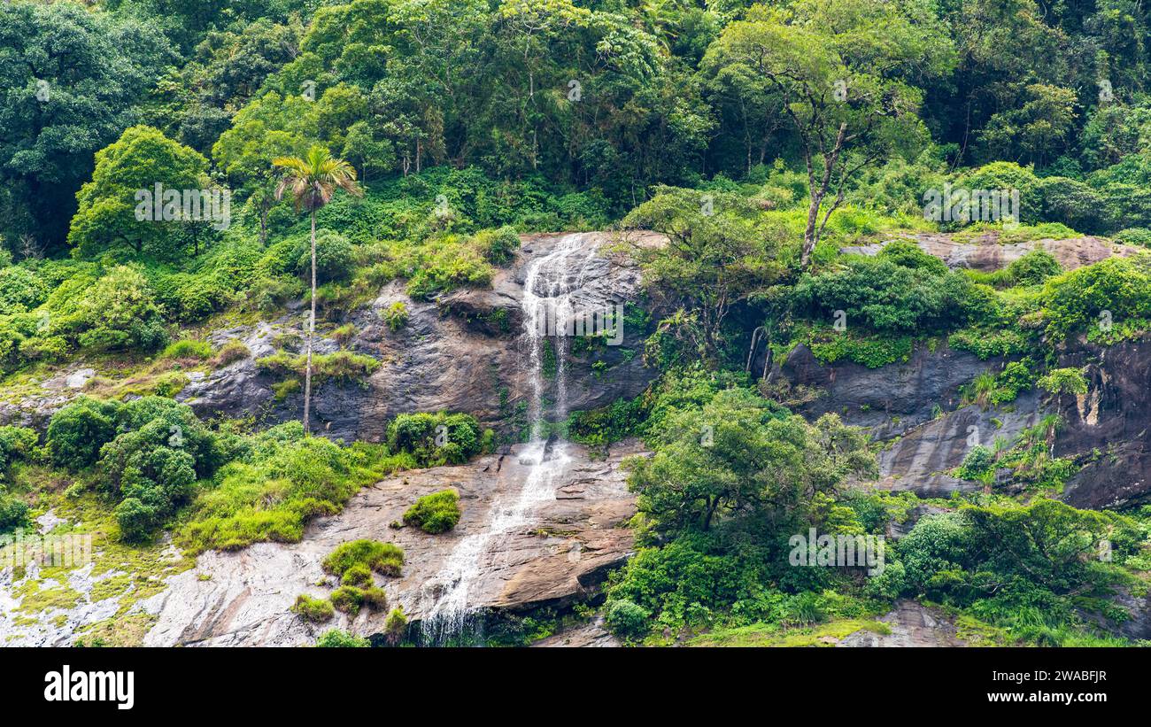 Beautiful waterfalls in india hi-res stock photography and images - Alamy