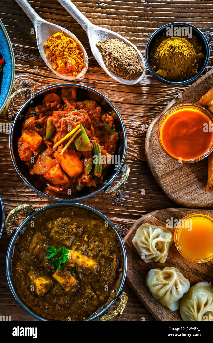 Pakora samosa hi-res stock photography and images - Alamy