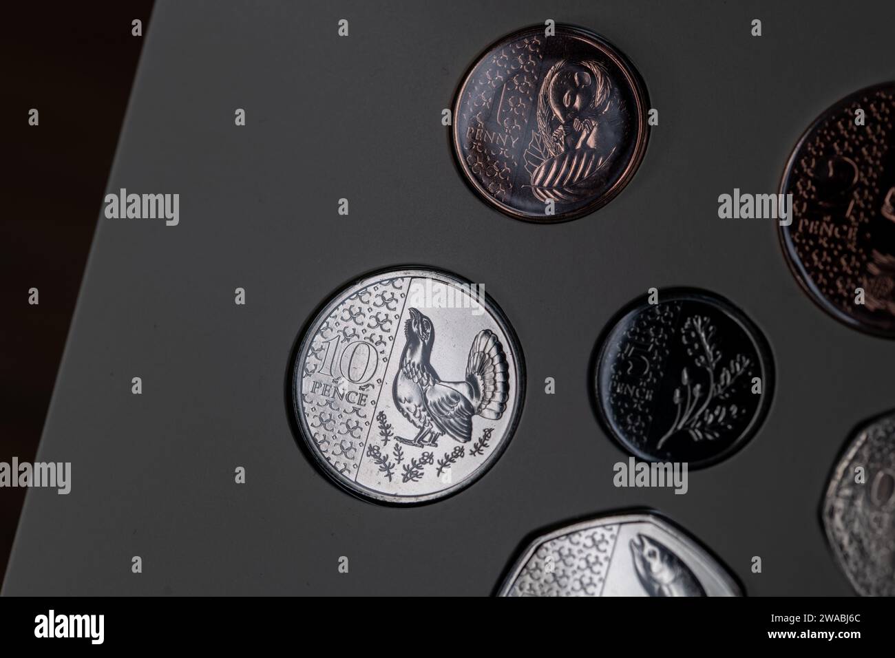 The Royal Mint, King Charles III 2023 UK uncirculated coin set, theme ...