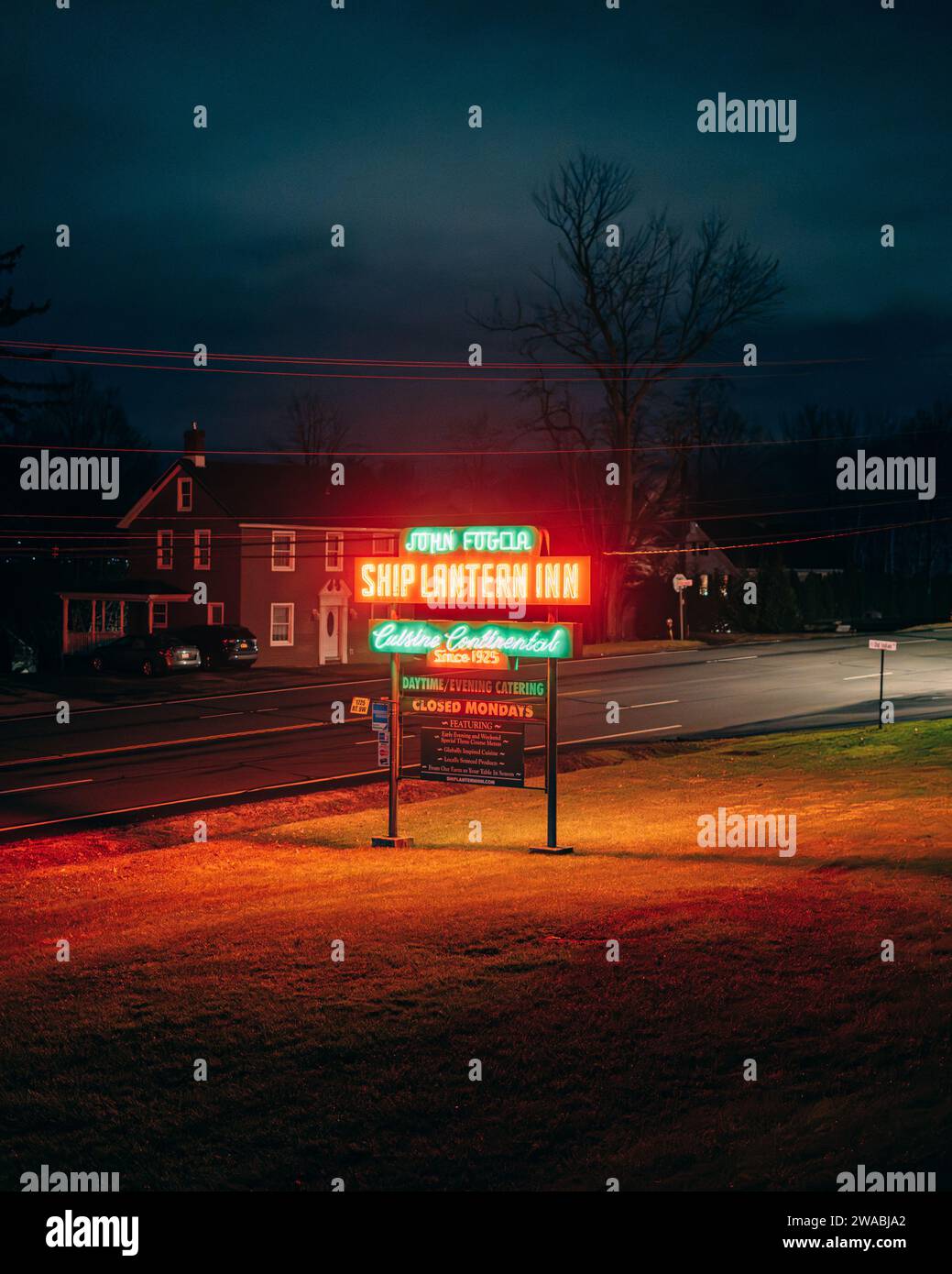 Ship Lantern Inn vintage neon sign at night, Milton, New York Stock ...