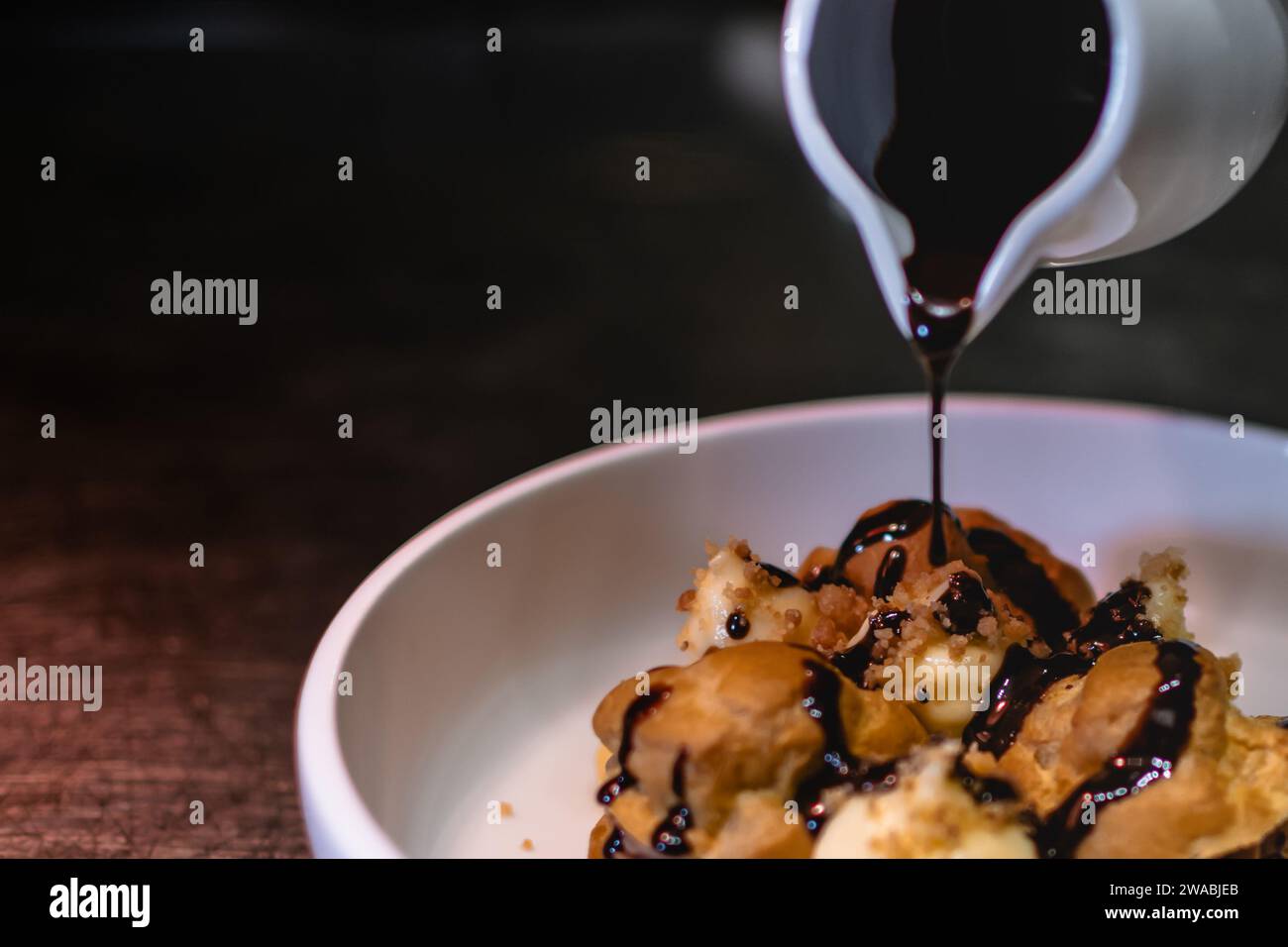 Flame dessert hi-res stock photography and images - Alamy