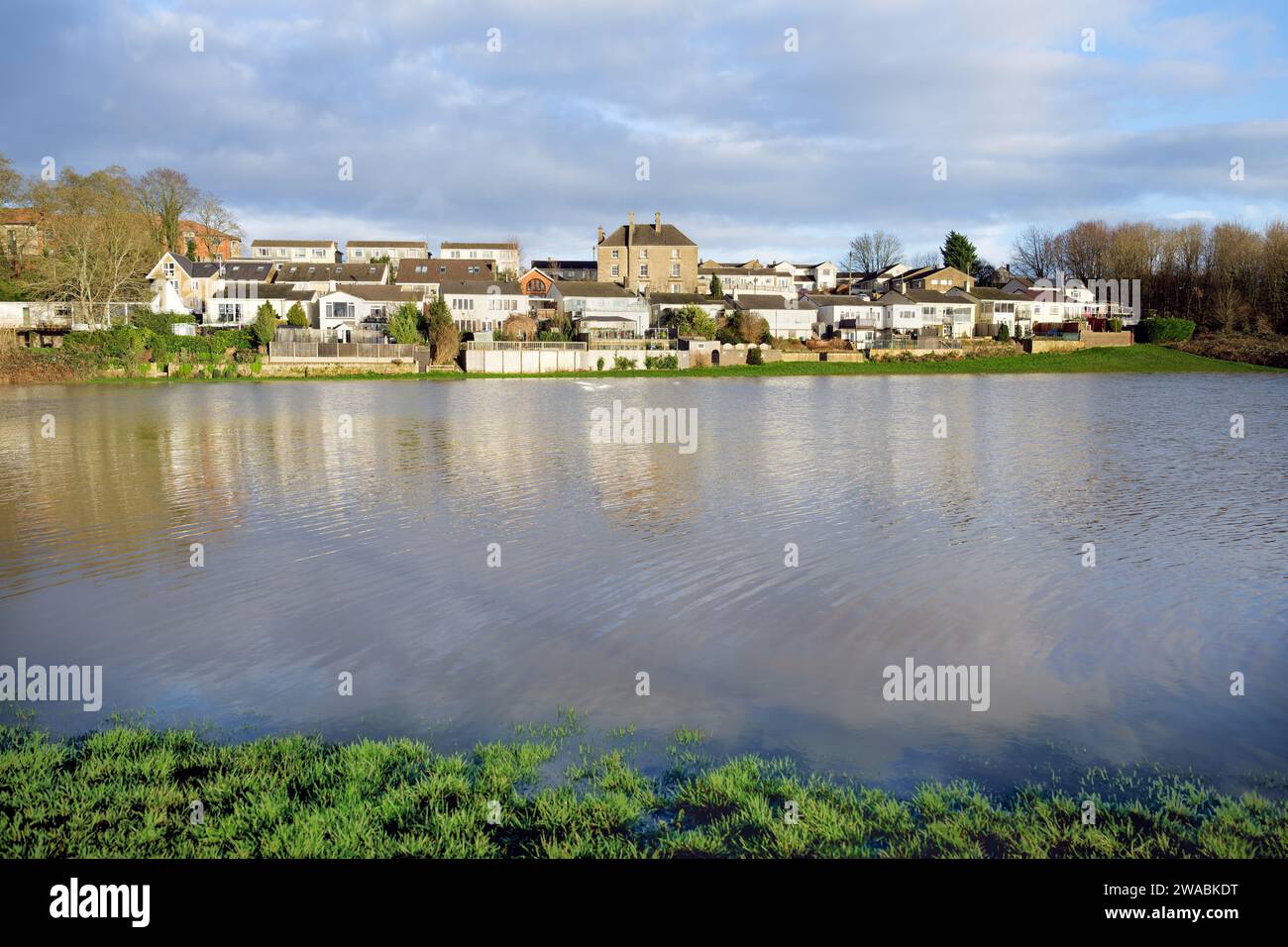 Chippenham, Wiltshire, UK, 3rd Jan, 2024. Pictured are houses next to ...