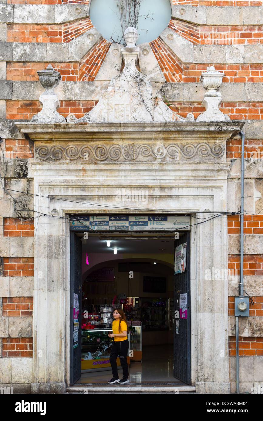 Centro merida mexico hi-res stock photography and images - Alamy