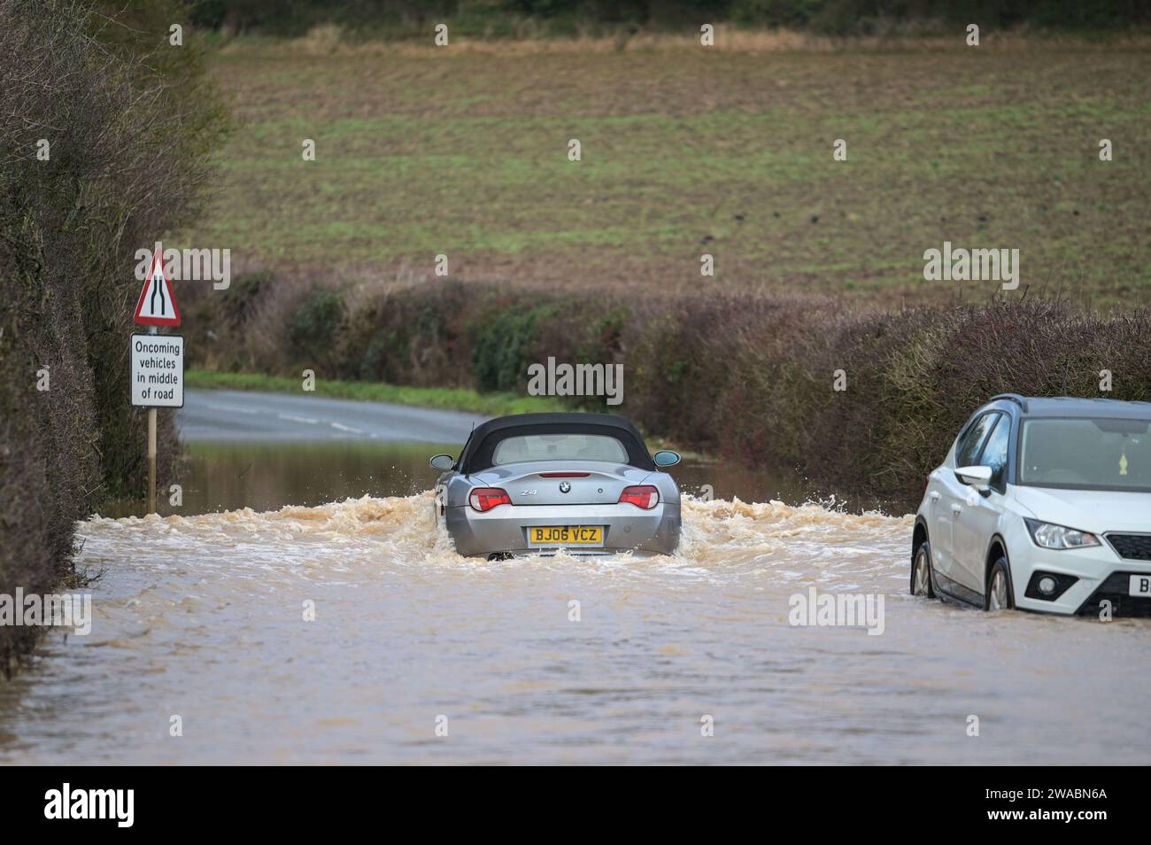Offenham, Evesham, January 3rd 2024 - A ballsy BMW driver tried and ...