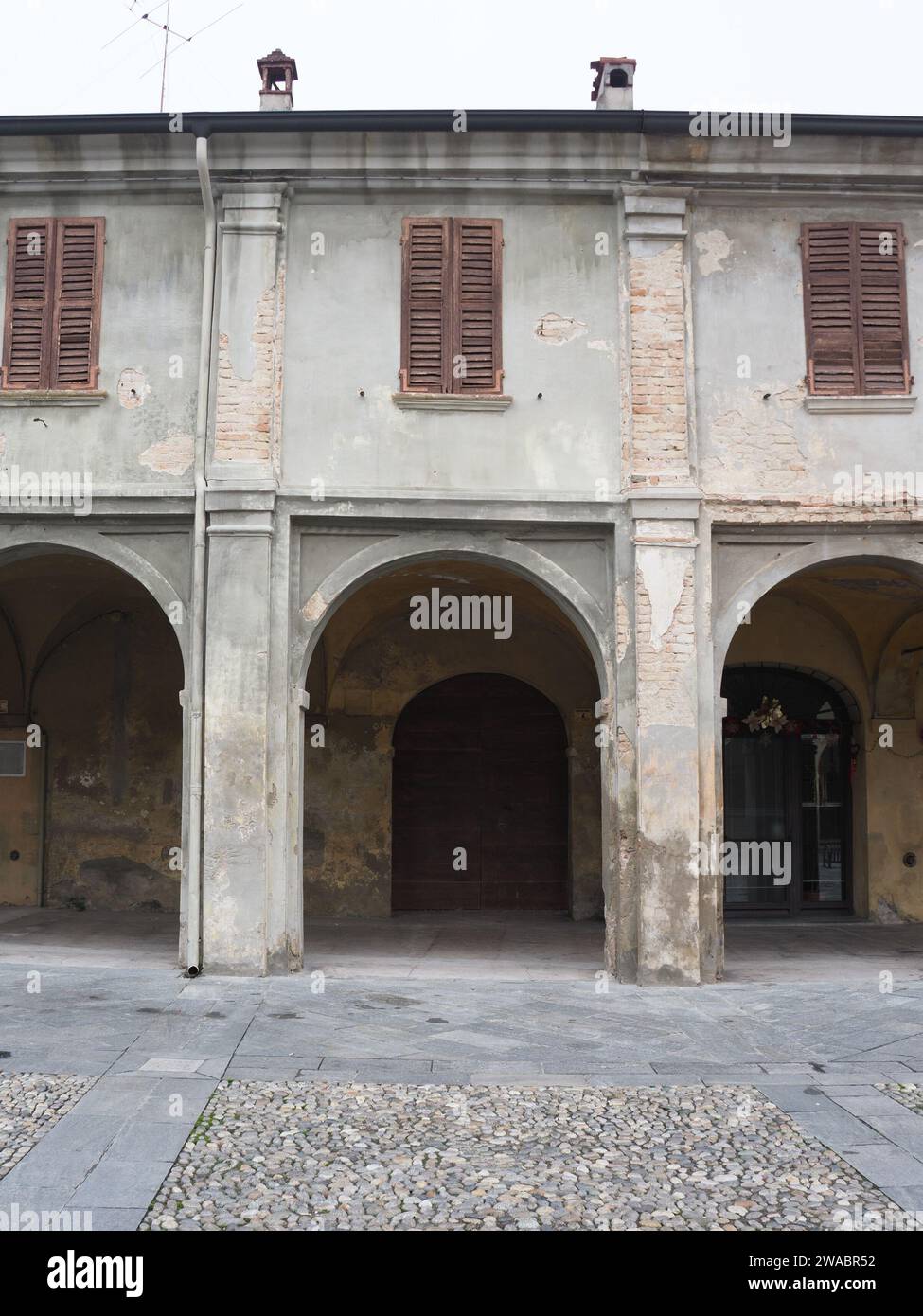 Medieval urban architecture hi-res stock photography and images - Alamy