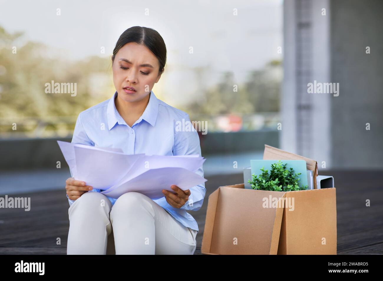 Jobless korean woman looking hi-res stock photography and images - Alamy
