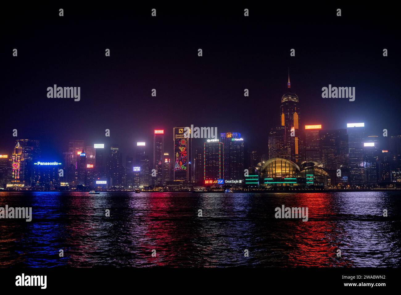 Hong kong victoria harbour view at night Stock Photo - Alamy