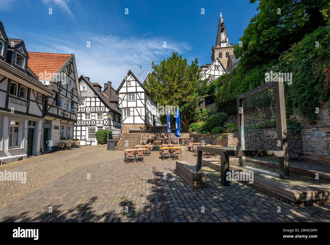 The old town centre of Essen-Kettwig, Ruhrstrasse, church steps ...