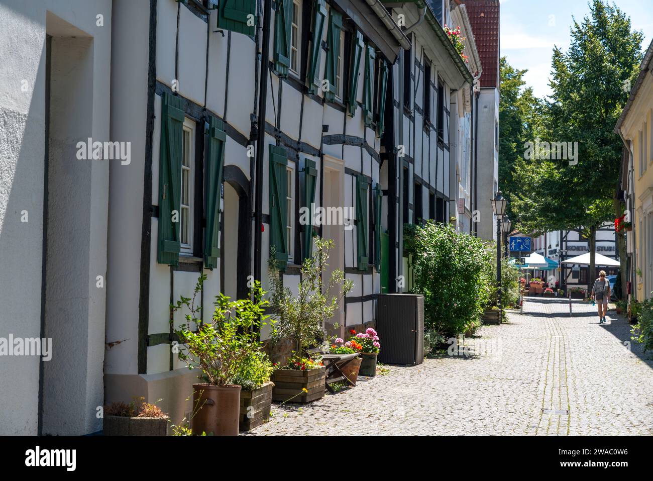The old town of Mülheim-Saarn, half-timbered houses, town centre, NRW ...