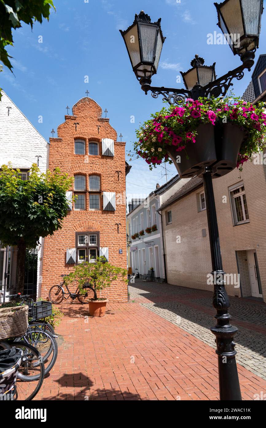 The old town centre of Moers, on the Lower Rhine, Klompenwenkel ...
