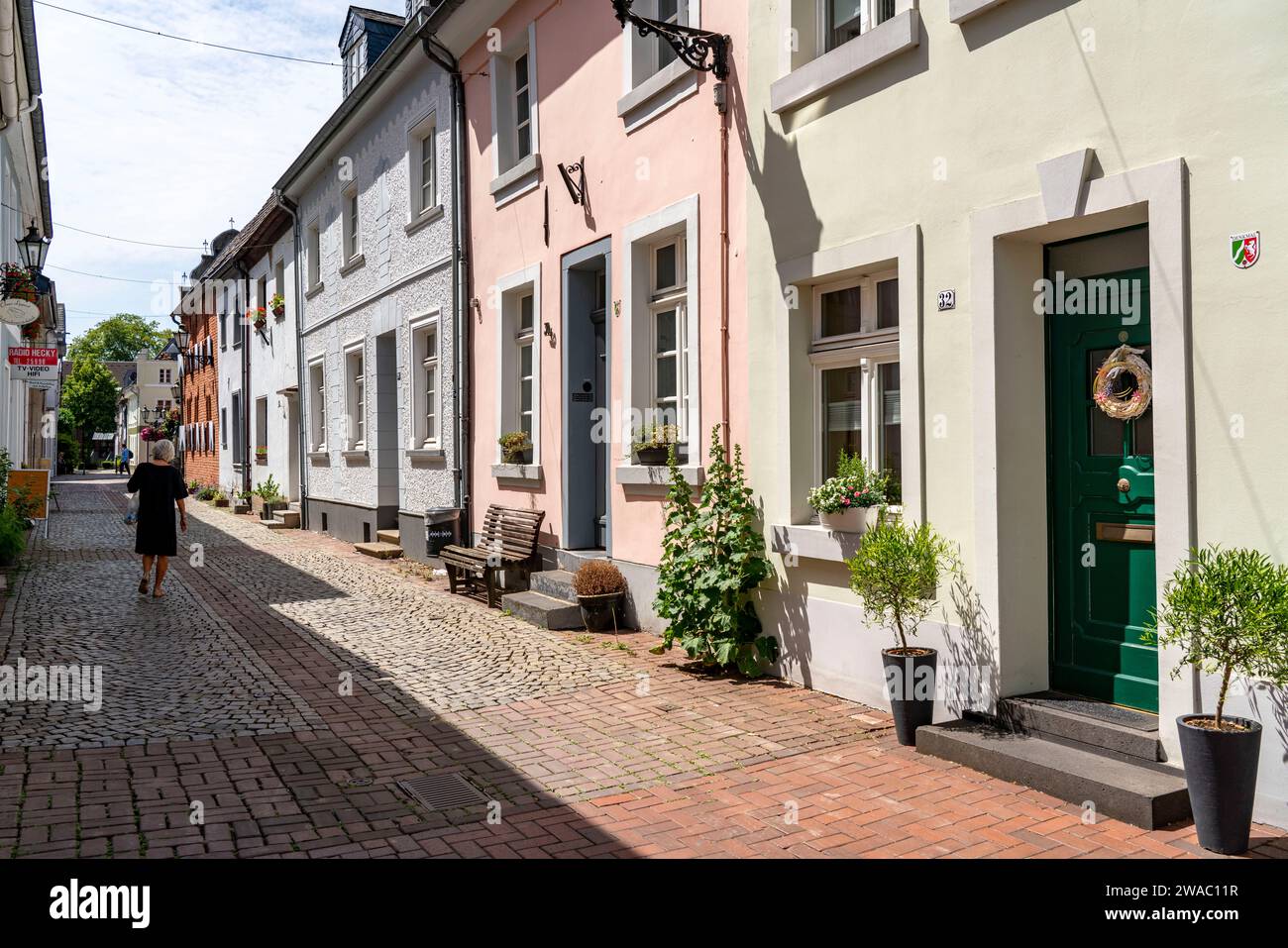 The old town centre of Moers, on the Lower Rhine, Fieselstraße, NRW ...
