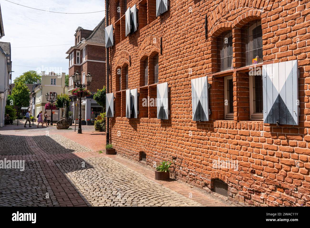 The old town centre of Moers, on the Lower Rhine, Klompenwenkel ...