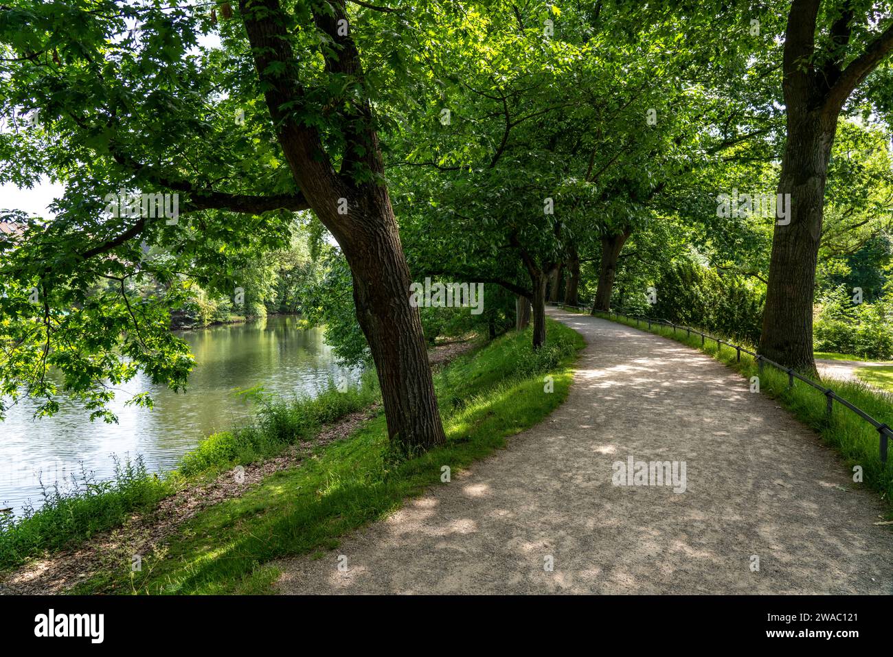 Moers castle park hi-res stock photography and images - Alamy