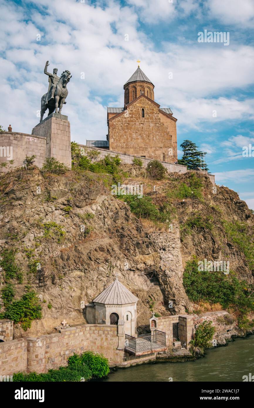 View on the Metekhi church, the statue of King Vakhtang Gorgasali and ...
