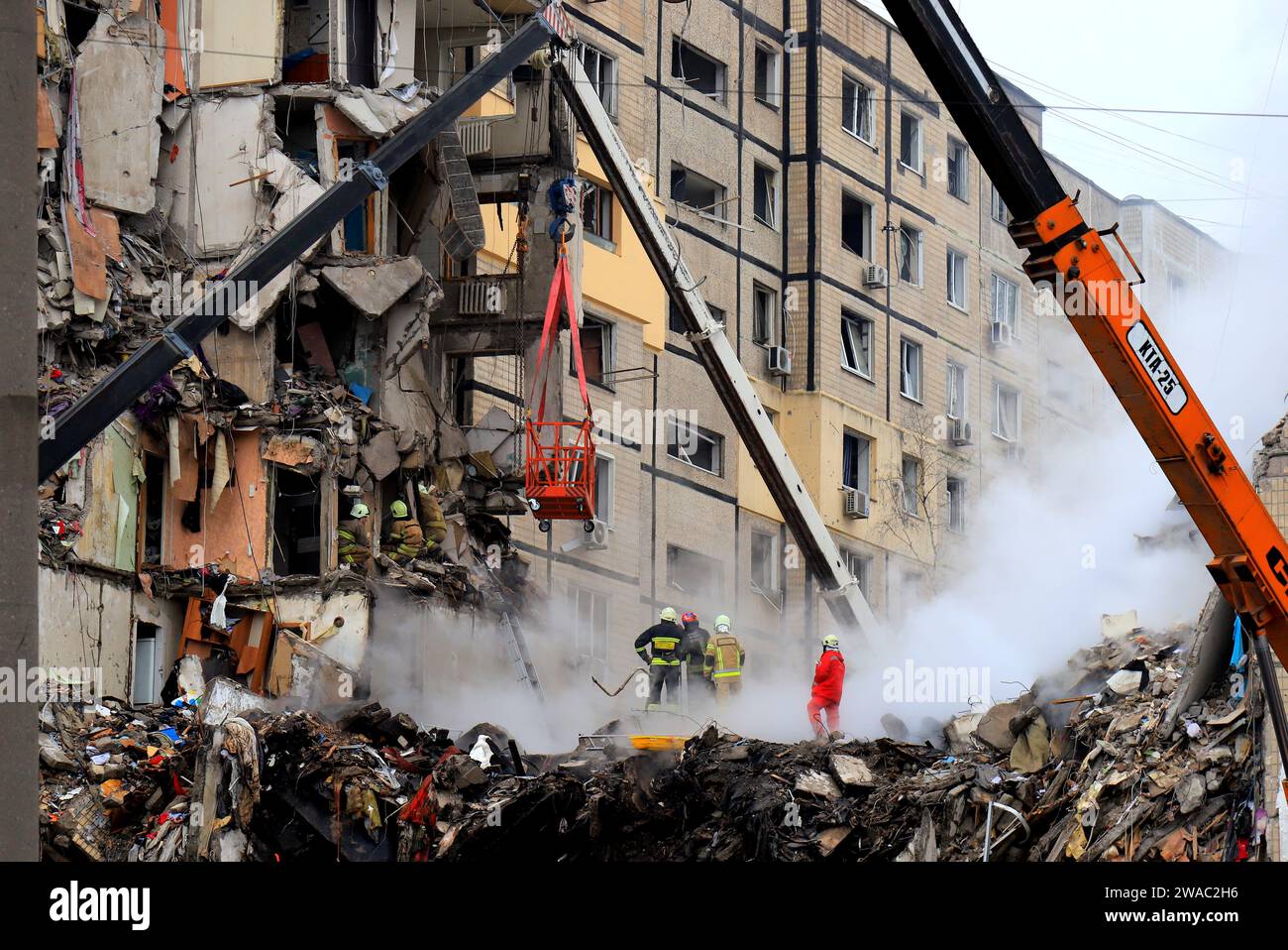 Russian missile strike destroyed residential building, Ukraine ...