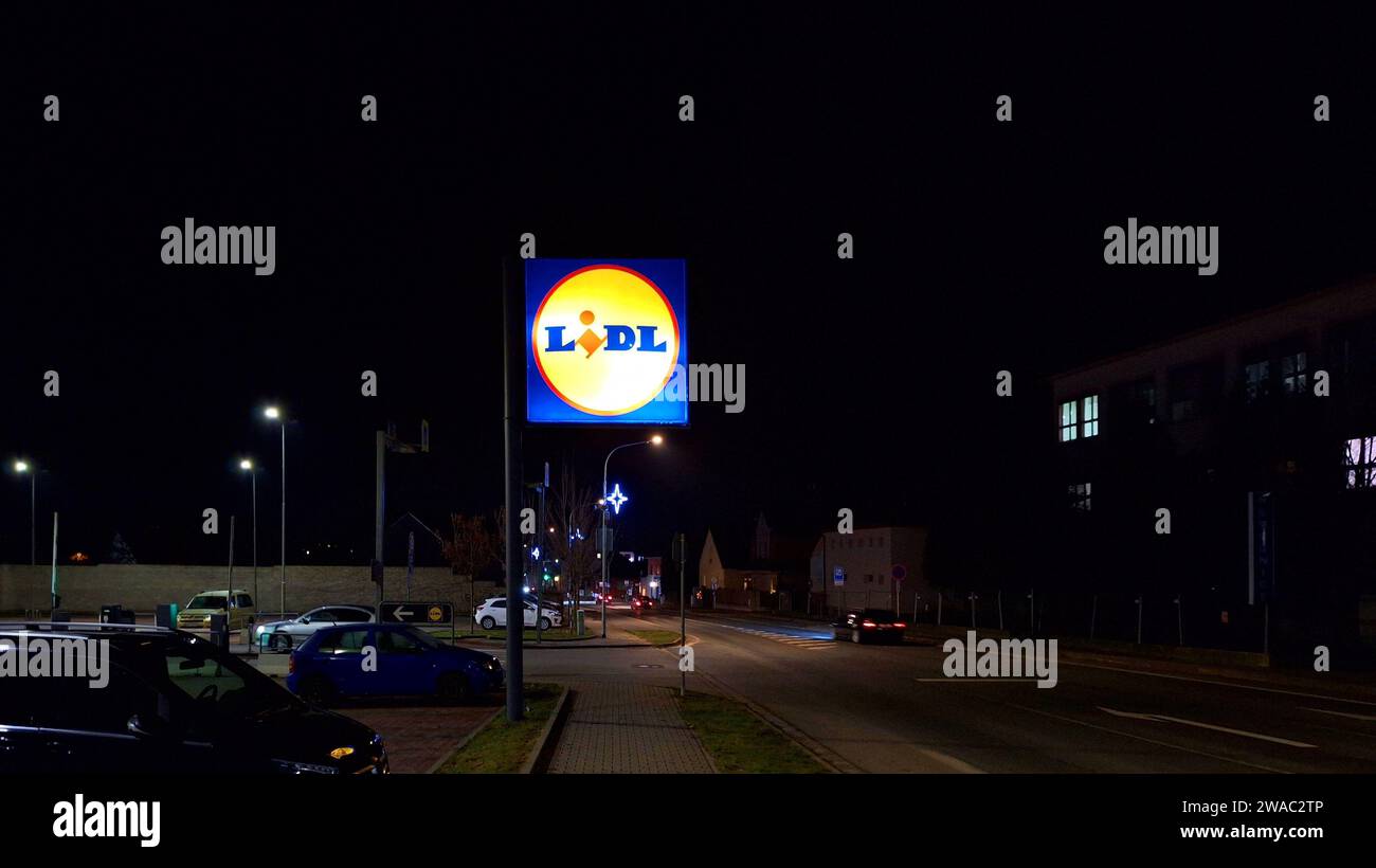 LIDL logo on hypermarket from German chain, part of Schwartz Gruppe ...