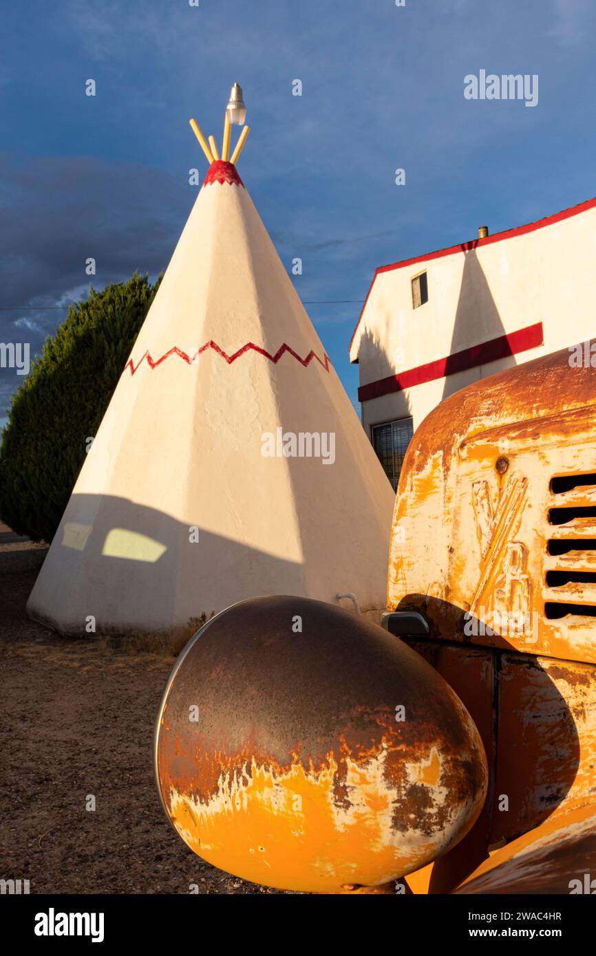 Route 66 holbrook arizona hi-res stock photography and images - Alamy