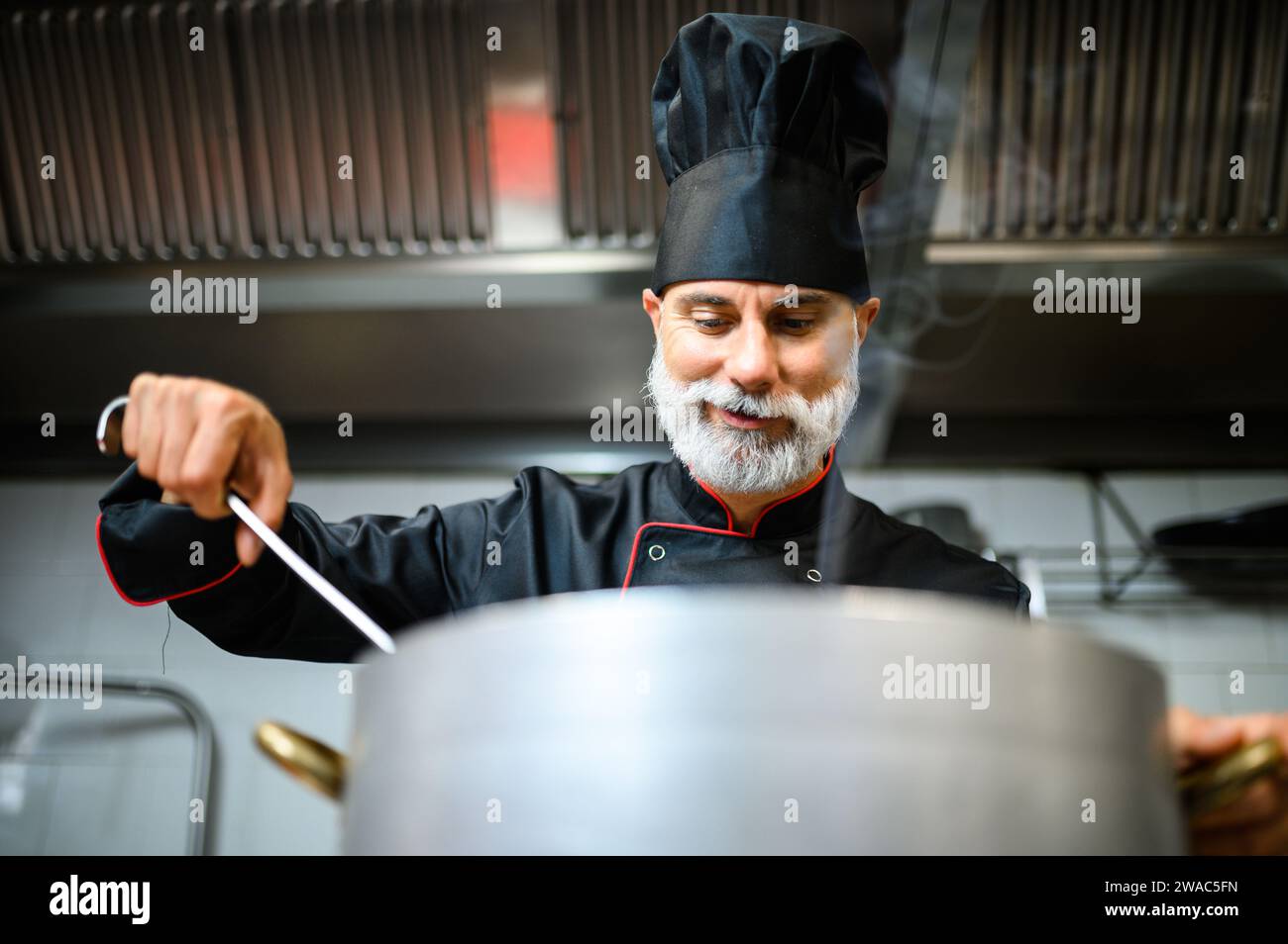 Professional cooking courses hi-res stock photography and images - Alamy