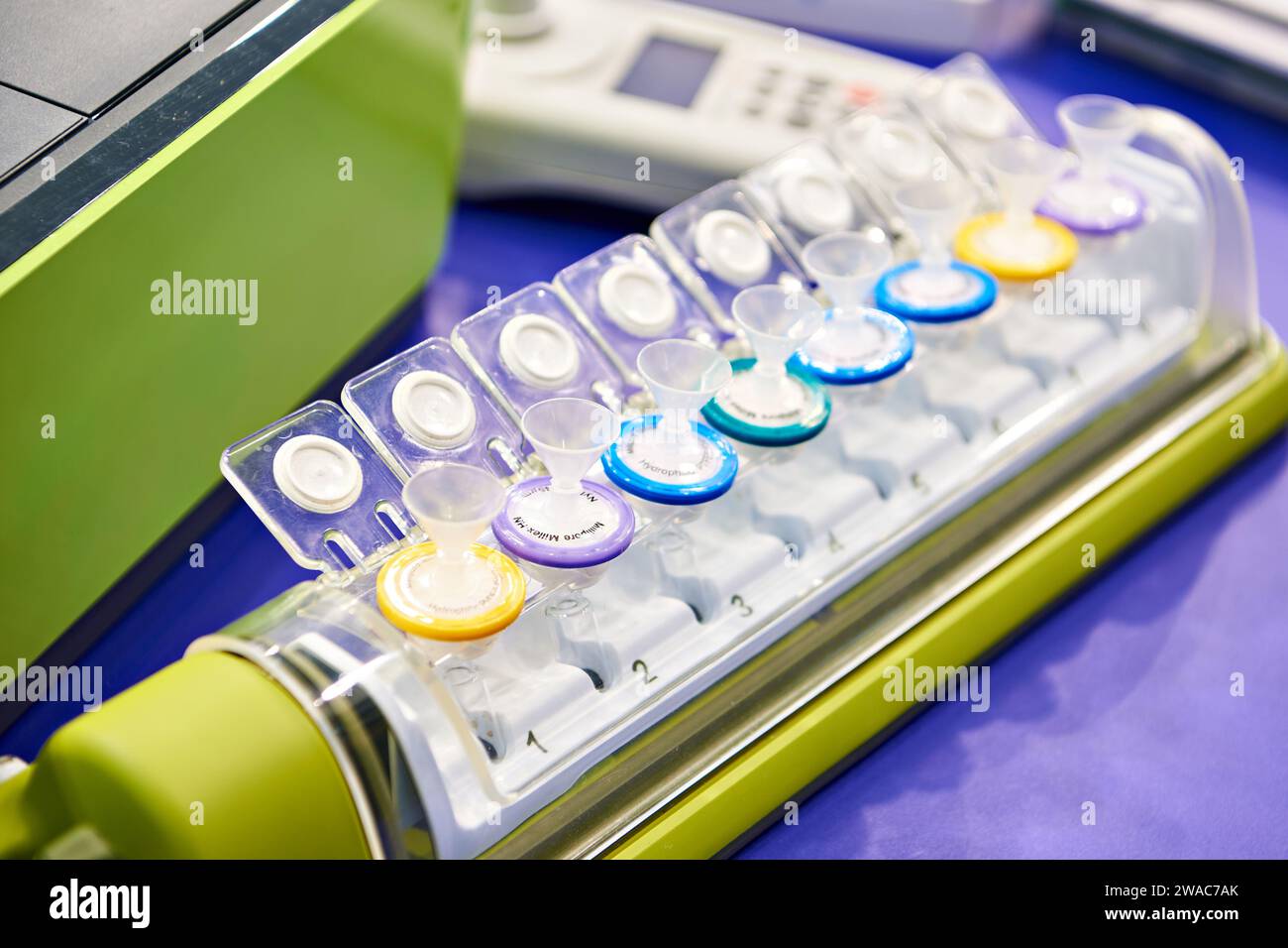 Syringe filters for laboratory filtration Stock Photo - Alamy