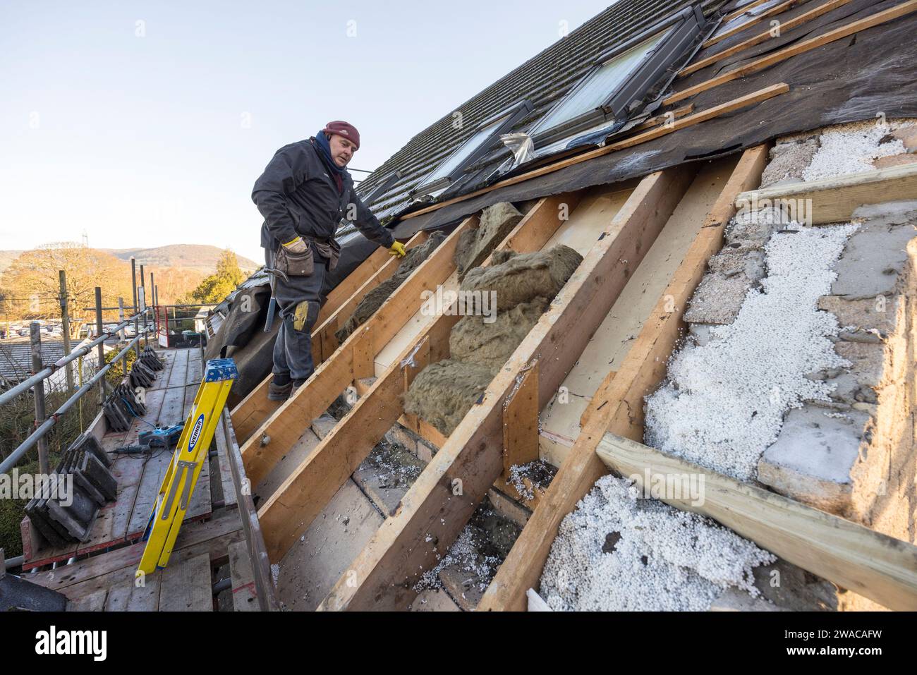 Work at height hi-res stock photography and images - Alamy