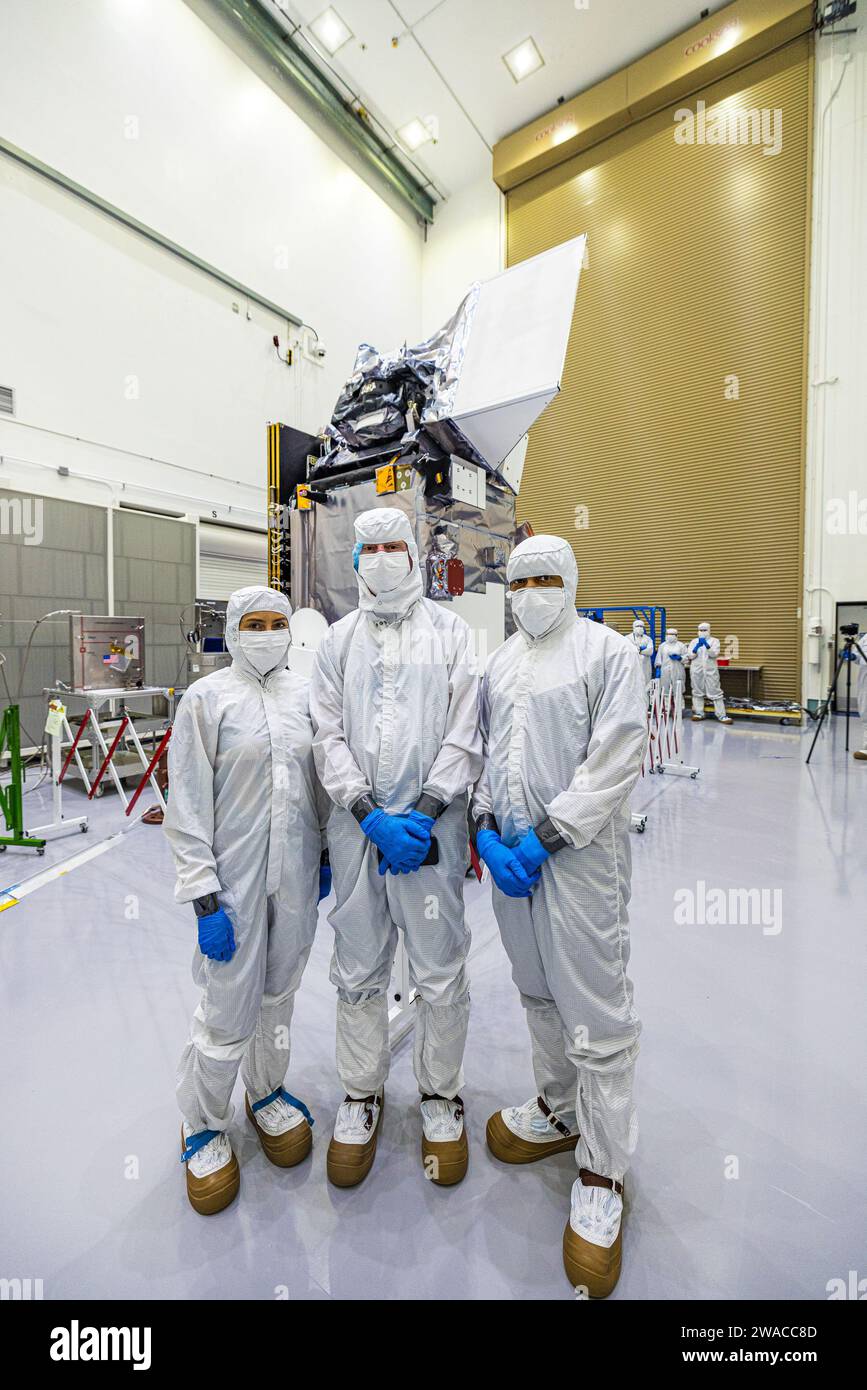 NASA invites media to view the PACE spacecraft set to launch January ...