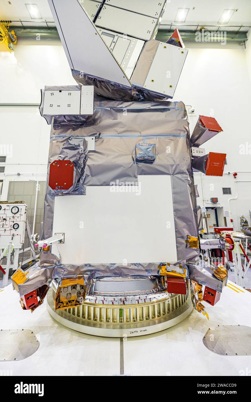 NASA invites media to view the PACE spacecraft set to launch January ...