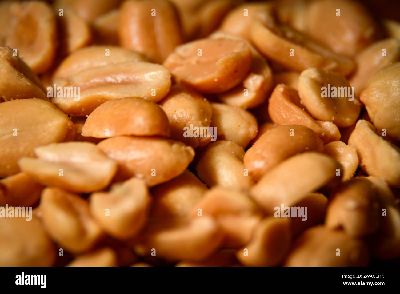 close up peanuts Stock Photo - Alamy