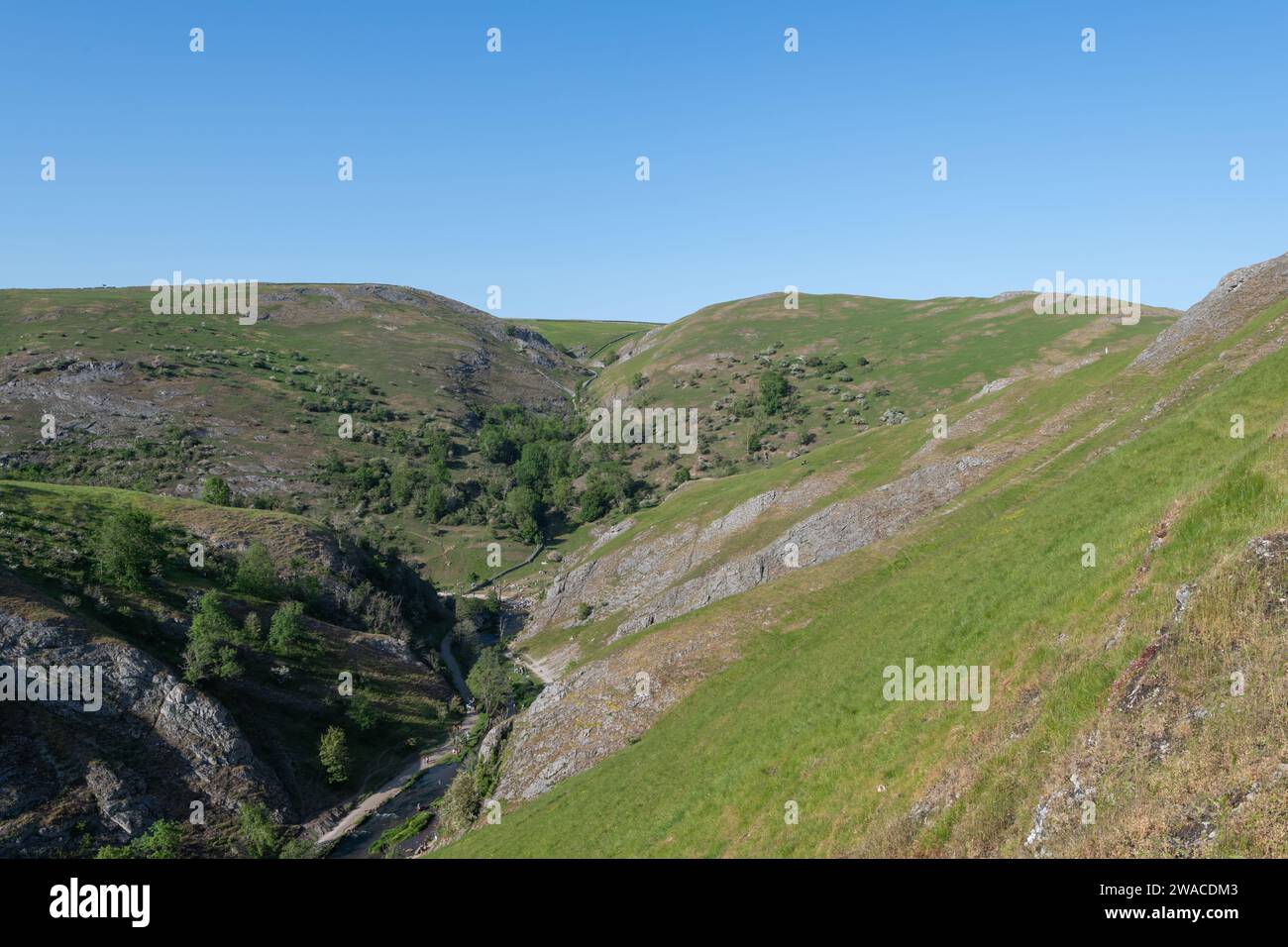 Top of thorpe cloud in dovedale hi-res stock photography and images - Alamy