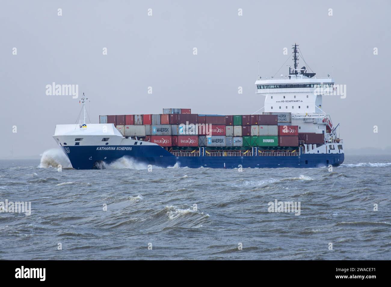 container ship Katharina Schepers on the river Elbe Stock Photo - Alamy