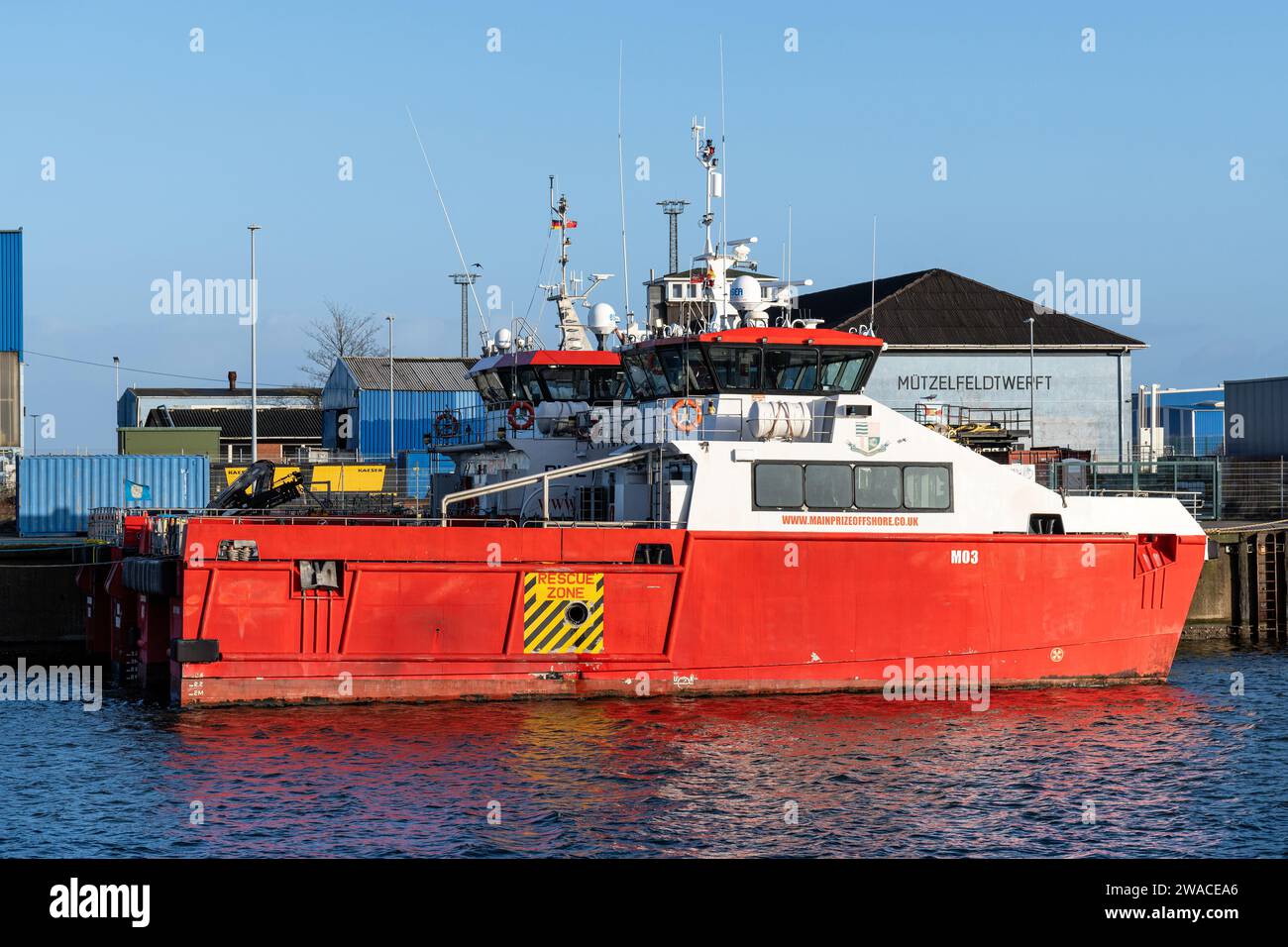Mainprize Offshore multi-purpose offshore vessel MO3 in the port of ...
