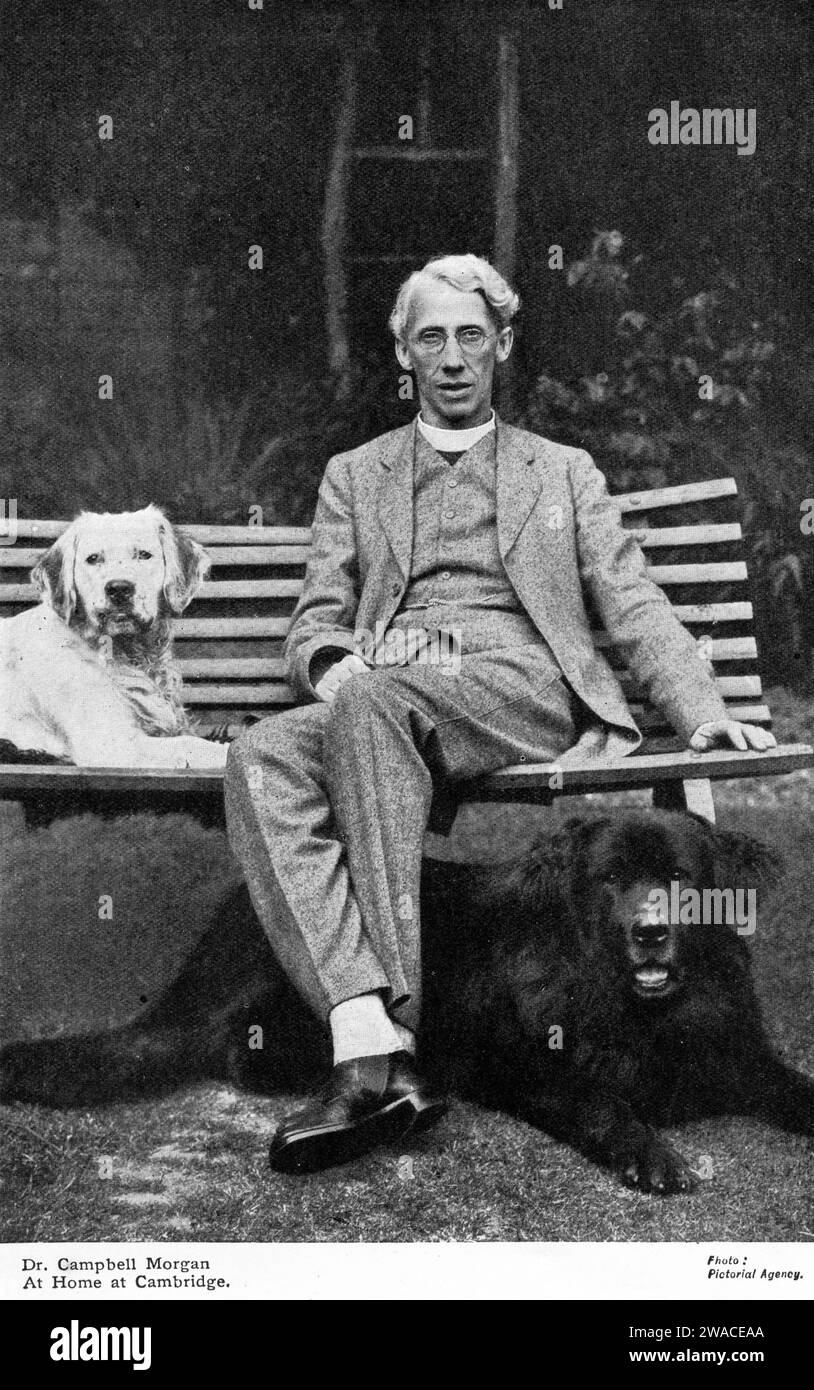 Doctor religion belief church Black and White Stock Photos & Images - Alamy