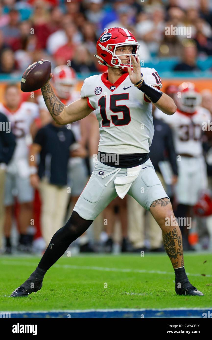 Carson beck georgia hi-res stock photography and images - Alamy
