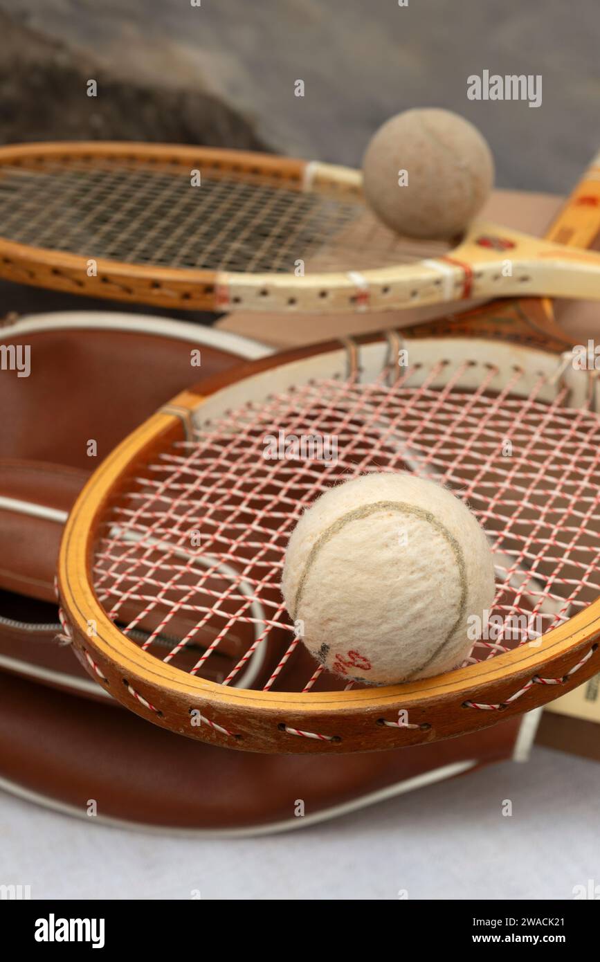 Old tennis ball hi-res stock photography and images - Alamy