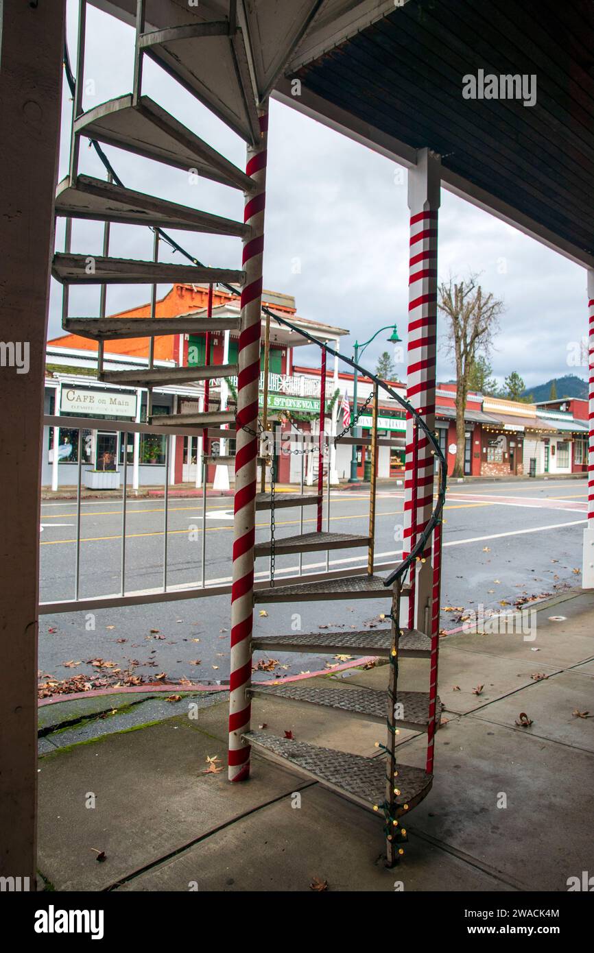 Weaverville hi-res stock photography and images - Alamy