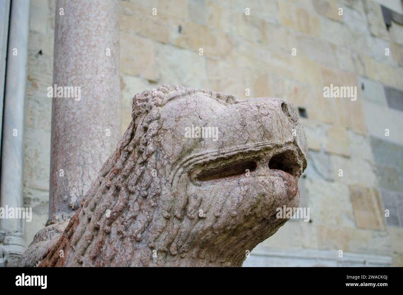 lion head around 1074 AD, art, sculpture, sculptural detail of the ...